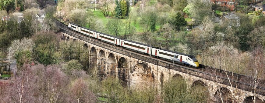 Hitachi Energy launches innovative oil-free and plug-and-play traction ...